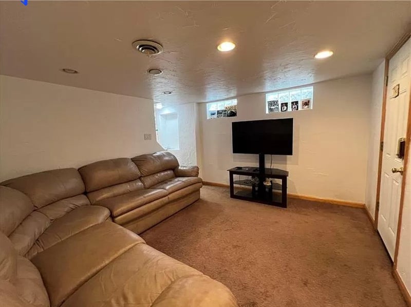 'Finished Basement ' Room to Rent from SpareRoom