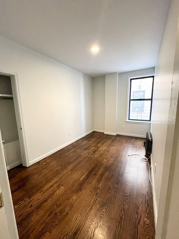 '550 W 157 st Brand new room in 3 bed 1 bath W/D' Room to Rent from ...