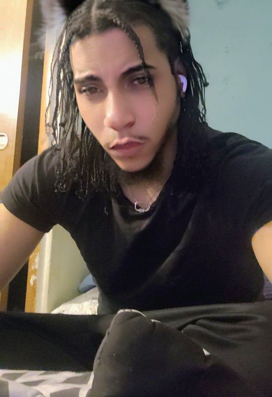 '32 year old Male seeks a small or large room' Roommate from SpareRoom