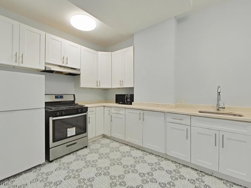 '🏡 Rental Open House in East New York! 🏡' Room to Rent from SpareRoom