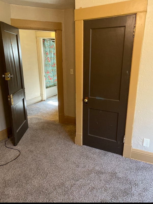 'Average size room fully furnished home ' Room to Rent from SpareRoom