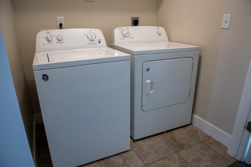 'Medium Private room available now ' Room to Rent from SpareRoom