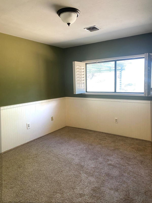 'Bedroom in Quiet Neighborhood' Room to Rent from SpareRoom
