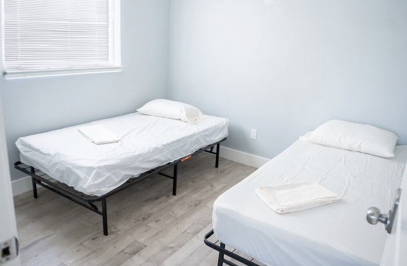'1 bed in shared 2-person room (male)' Room to Rent from SpareRoom