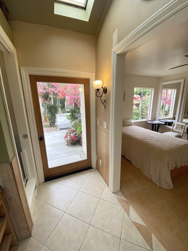 Rooms For Rent Private Entrance