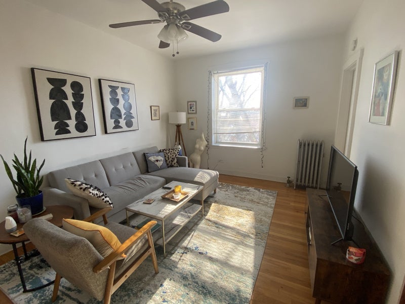 'Private Room for Rent Available April 1st - $910' Room to Rent from ...