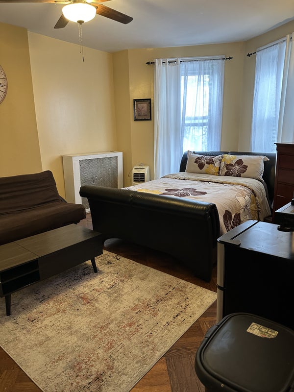 ' Brooklyn's Brownstone 2 Rooms For Rent No Deposit' Room to Rent from ...