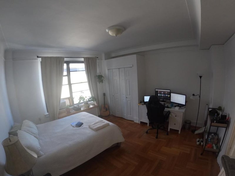 'Room available in Large Apt. 4BD/3BT Grand Army PL' Room to Rent from ...