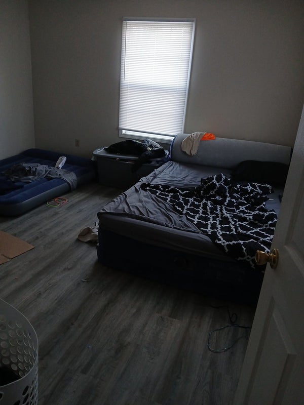 'Large Room' Room to Rent from SpareRoom