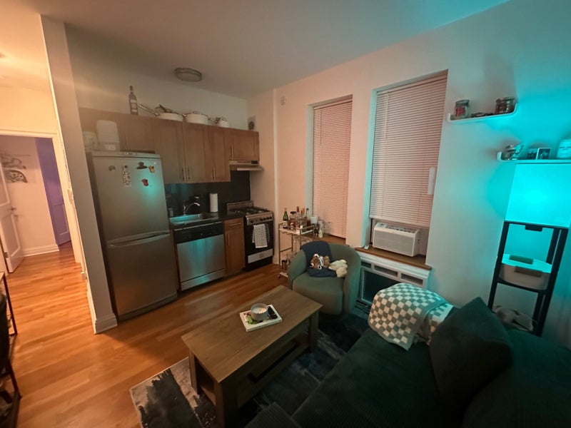 'Room In Hell’s kitchen ' Room to Rent from SpareRoom