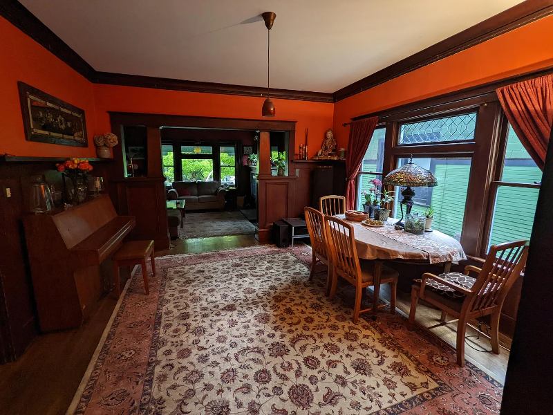 'Mt. Tabor Manor' Room to Rent from SpareRoom