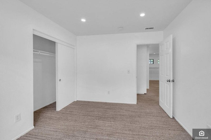 'Looking for our 3rd Roomate!' Room to Rent from SpareRoom
