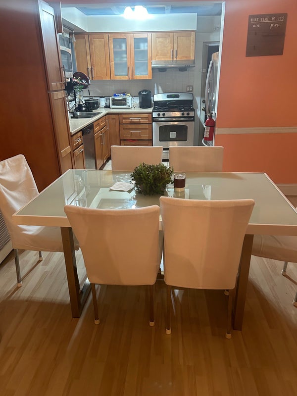 'Large and medium sized room' Room to Rent from SpareRoom