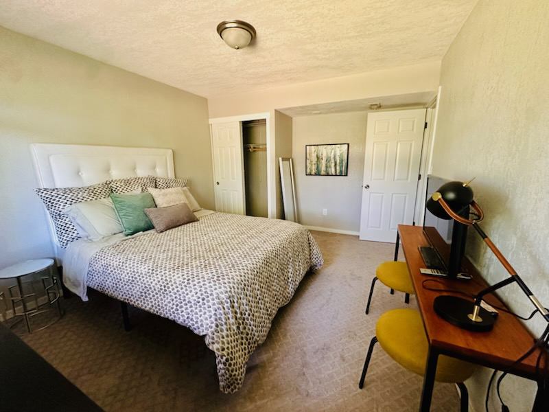 'Furnished Private Room in Federal Way' Room to Rent from SpareRoom