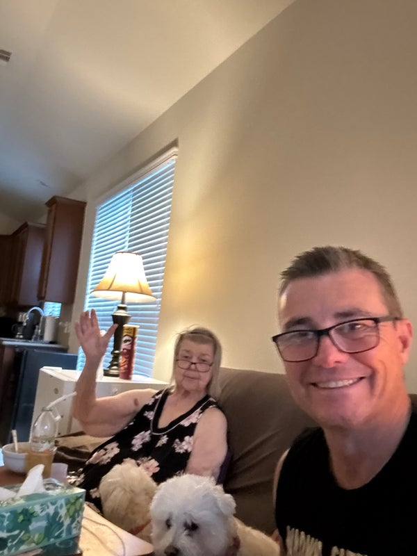'Looking for a Caretaker/Room Mate for My Mother' Room to Rent from ...