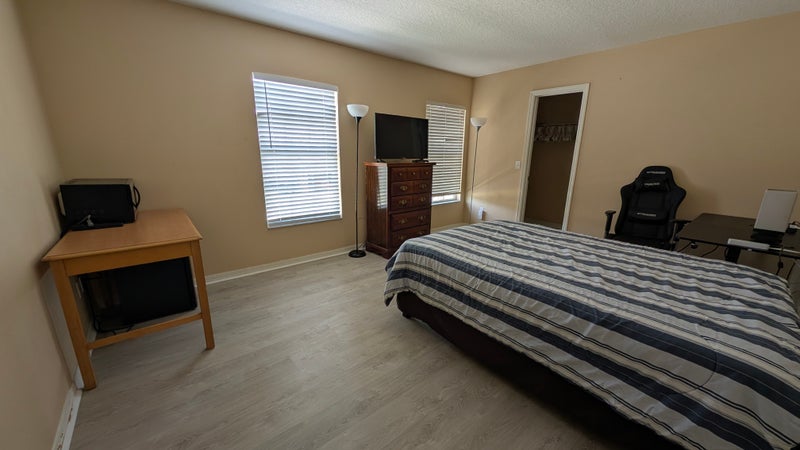 'Furnished room for rent - all utilities included' Room to Rent from ...