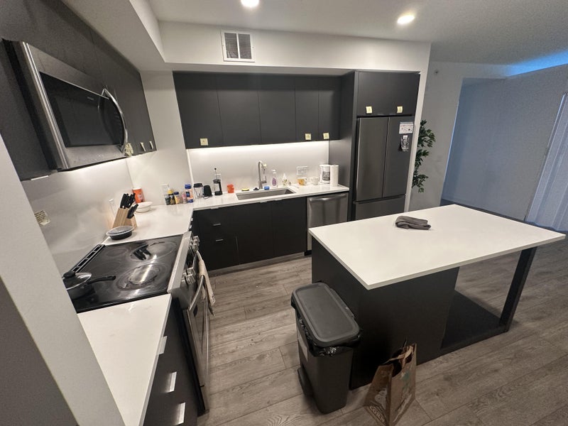 'Private room for rent in Theory Union Market' Room to Rent from SpareRoom