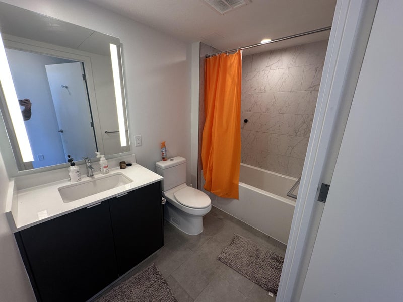 'Private room for rent in Theory Union Market' Room to Rent from SpareRoom