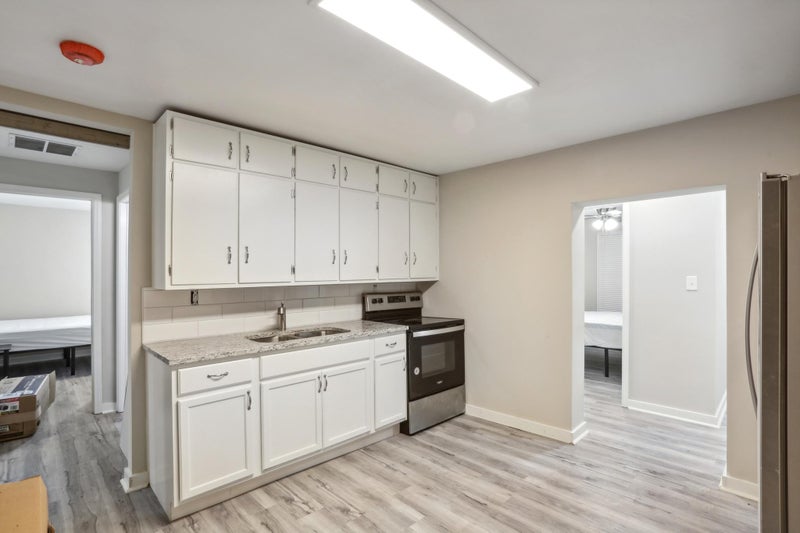 'Beautiful & spacious Ellenwood Duplex Multiplex w' Room to Rent from ...