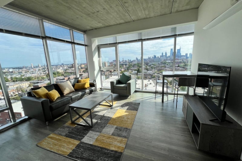 'Vantage Modern 2BR Apartment (Private Room + Bath)' Room to Rent from ...