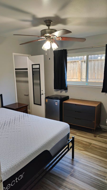 'Galleria/Memorial City area private room ' Room to Rent from SpareRoom