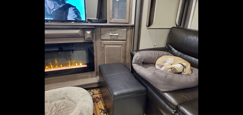 'Luxury RV Trailer Share in Campground' Room to Rent from SpareRoom