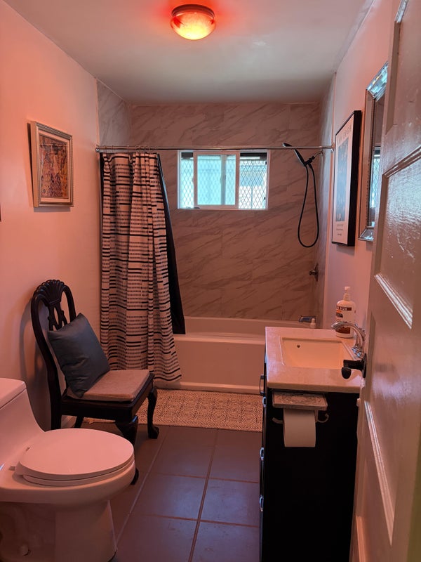 'Nice room to rent close to everything ' Room to Rent from SpareRoom