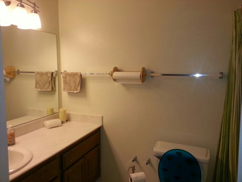 '$ 750 / 120 ft- Female roommate wanted ' Room to Rent from SpareRoom