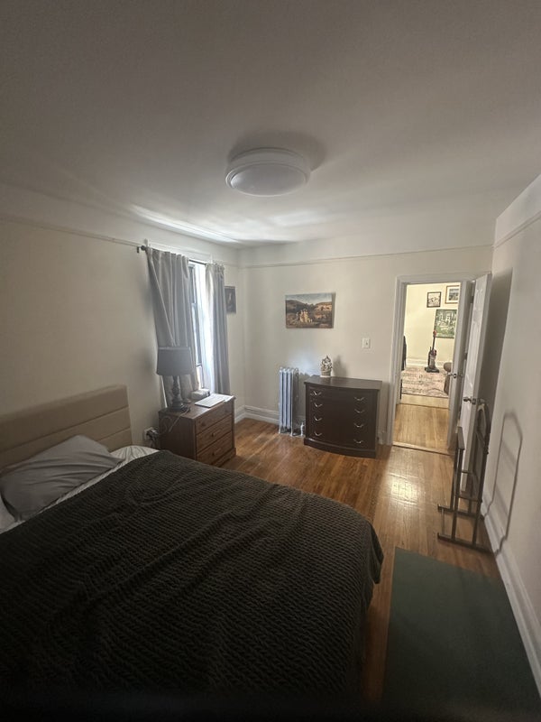 '1 bedroom apartment. 2 months (feasible extension)' Room to Rent from ...
